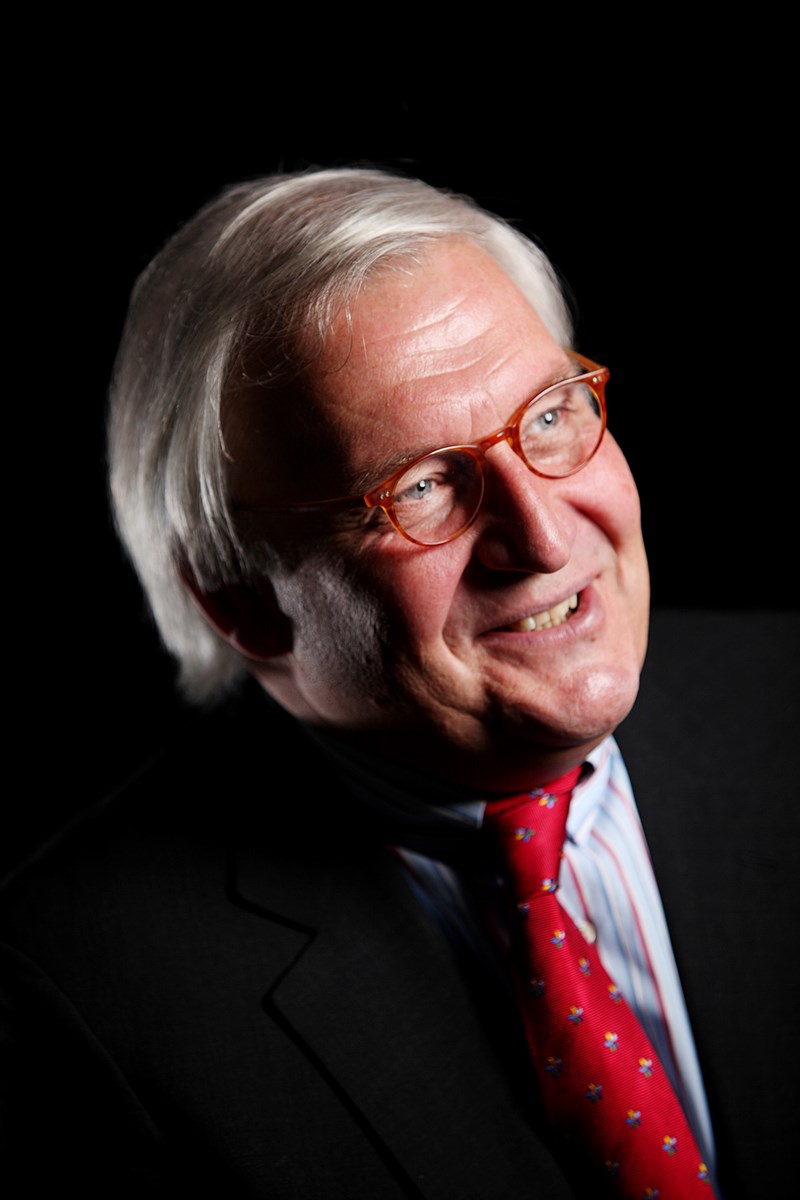 Corporate Photographer - James Keates | Epsom - Surrey - Guildford